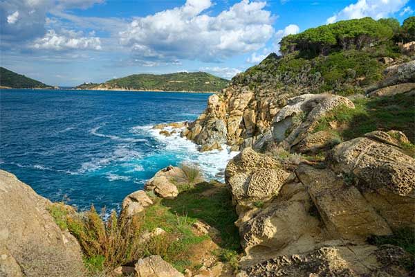 Charter a Yacht in Elba, Giglio and the Tuscan Archipelago