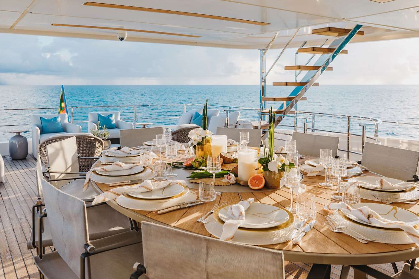 Luxury Crewed Motor Yacht EROS - Ferretti Custom Line Navetta 37 - 5 ...