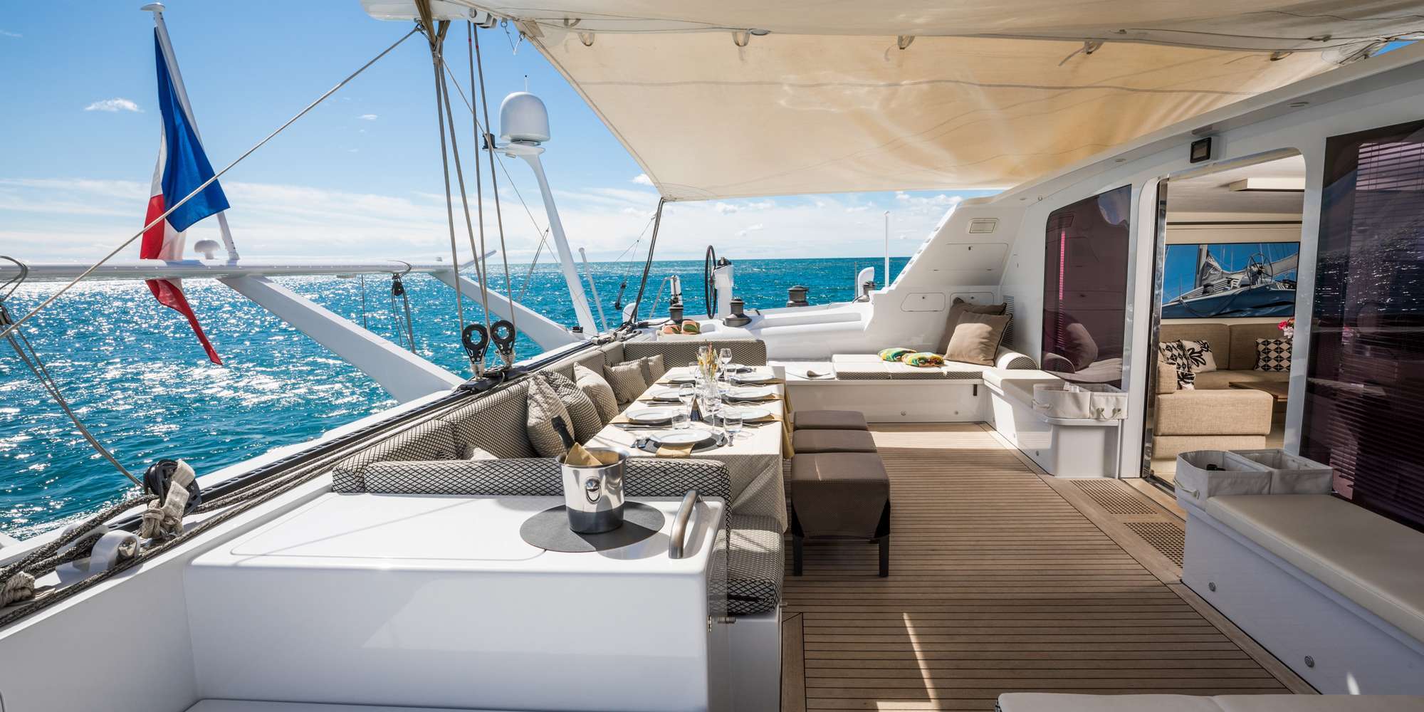 Luxury Crewed Catamaran MAGIC CAT - Multiplast 82 ft - 4 Cabins ...