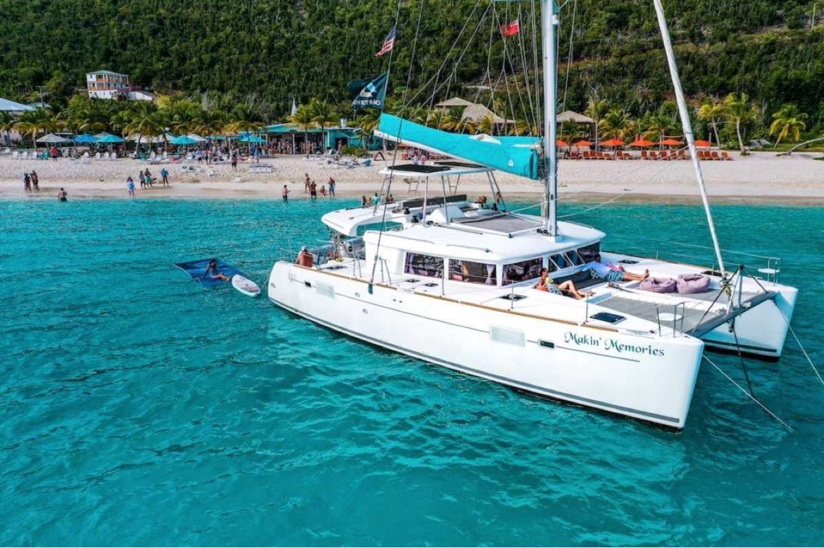 Lagoon 450 Catamaran Review and Specifications