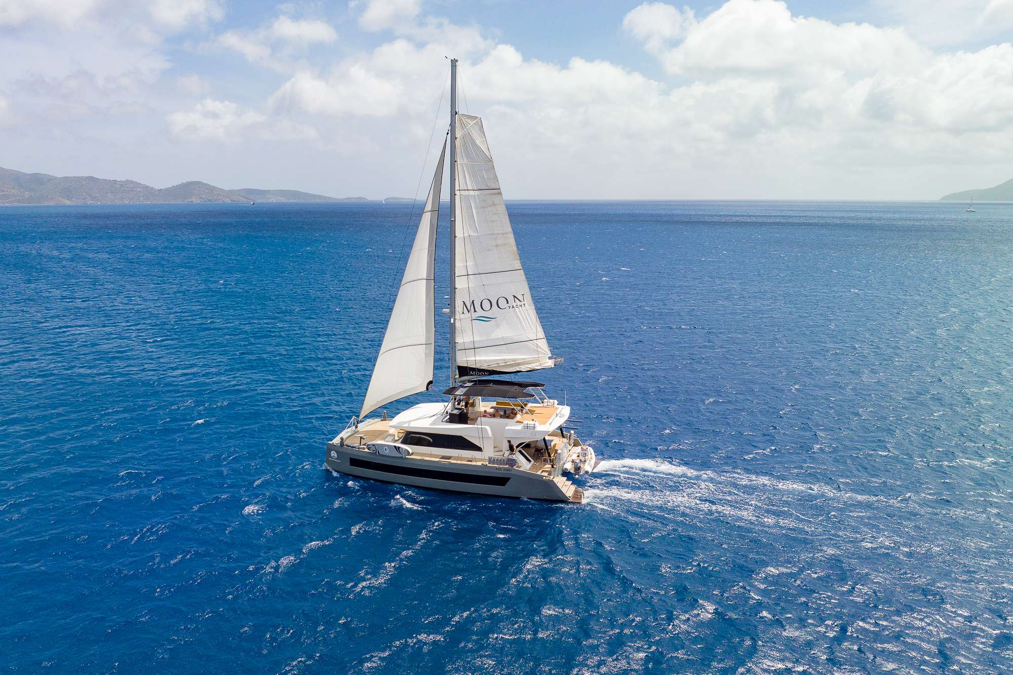 Luxury Crewed Catamaran MOON DRAGON - Moon Yacht 60 - 6 Cabins - BVI ...