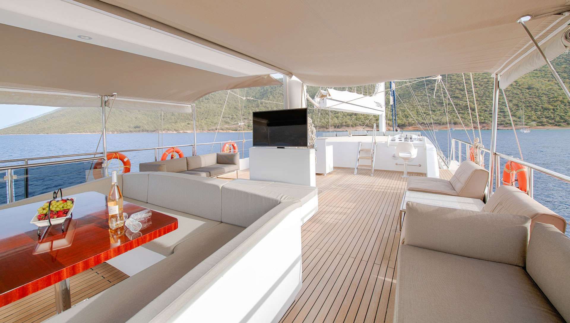 Gulet THE WALL - Custom 40m - 6 Cabins - Bodrum - Gocek - Antalya ...