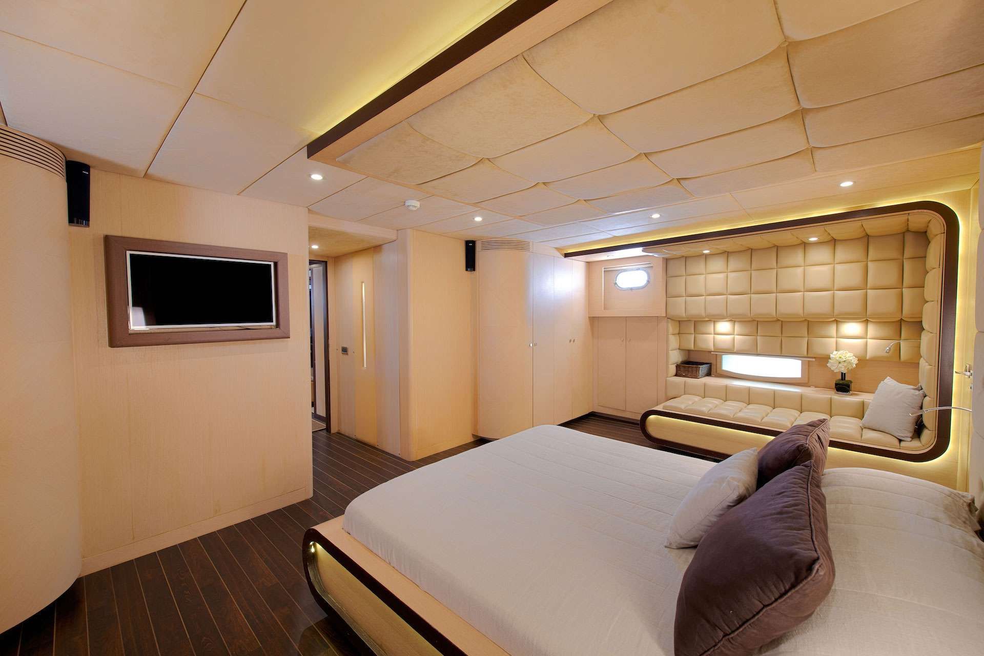 Gulet THE WALL - Custom 40m - 6 Cabins - Bodrum - Gocek - Antalya ...