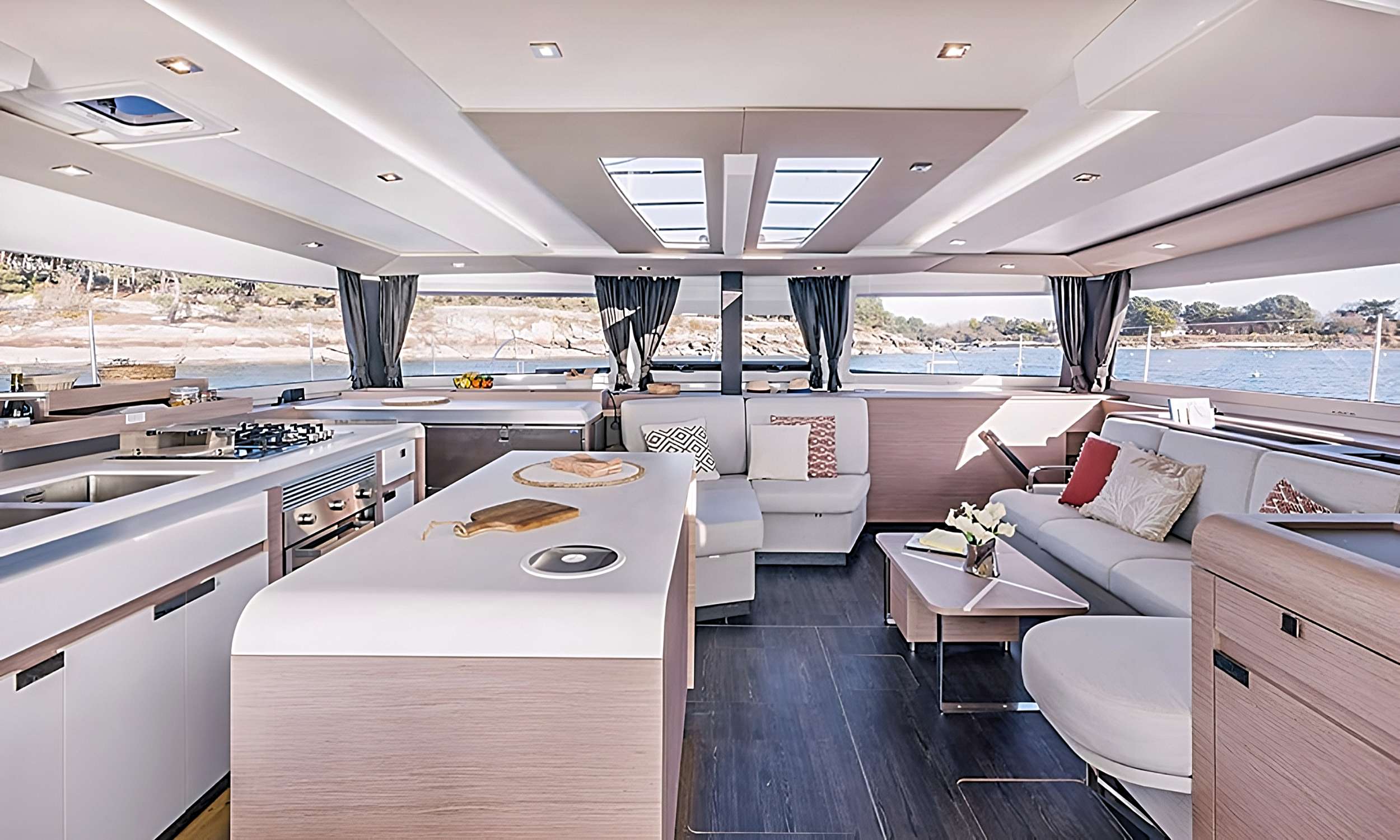Crewed Catamaran VIENNA - Fountaine Pajot 51 - 4 Cabins - Tortola - BVI ...