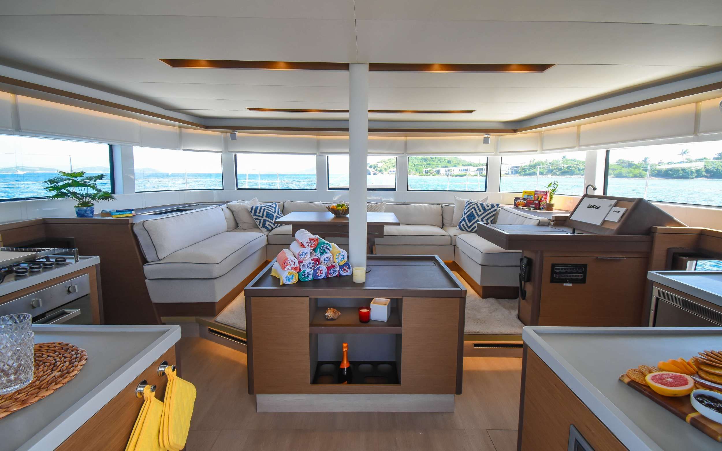Crewed Catamaran LA SPERANZA - Lagoon 50 - 3 Cabins - USVI - St Thomas ...