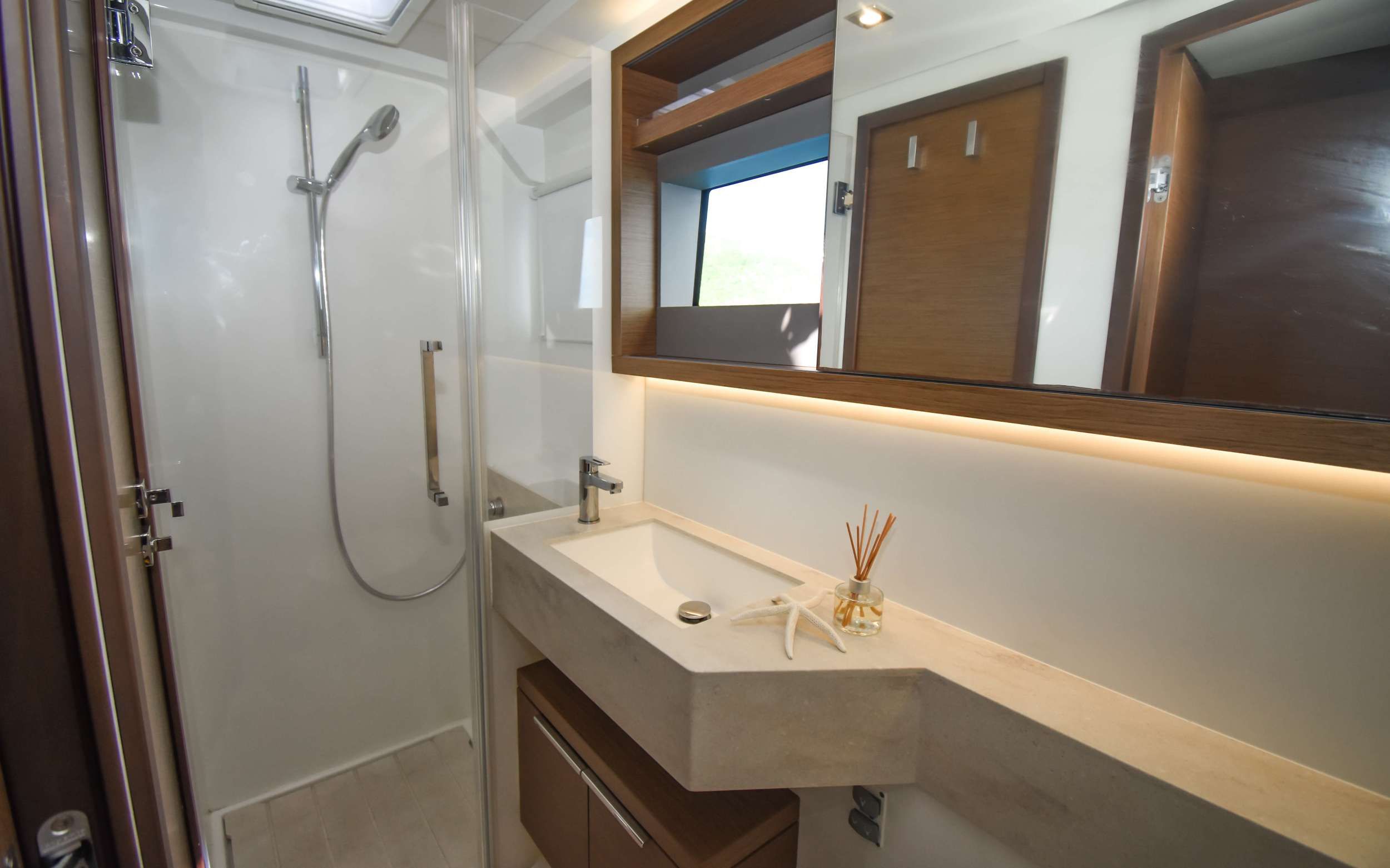 Crewed Catamaran LA SPERANZA - Lagoon 50 - 3 Cabins - USVI - St Thomas ...