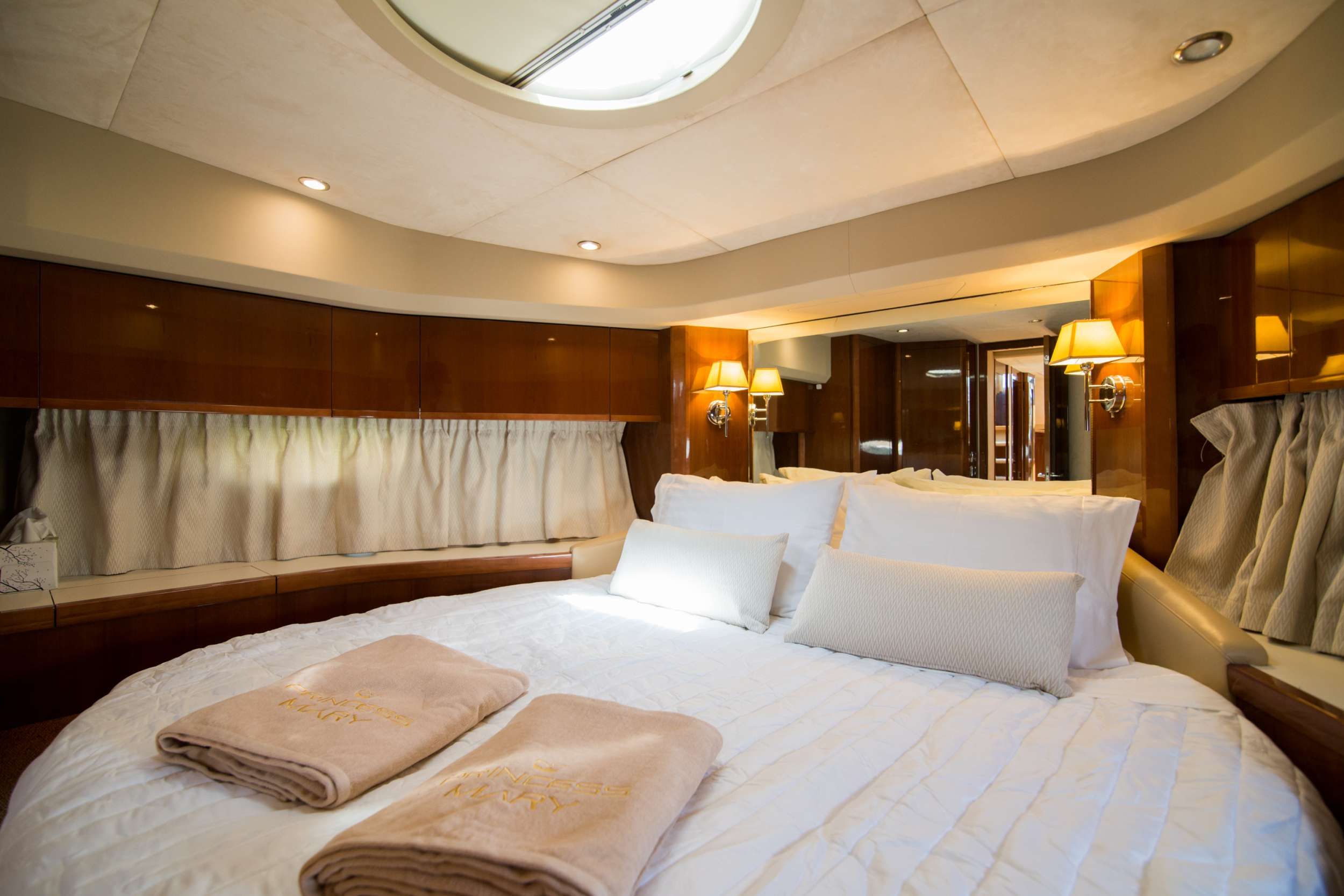 Crewed Motor Yacht MOJO - Princess 65 - 2 Cabins - Athens - Mykonos ...