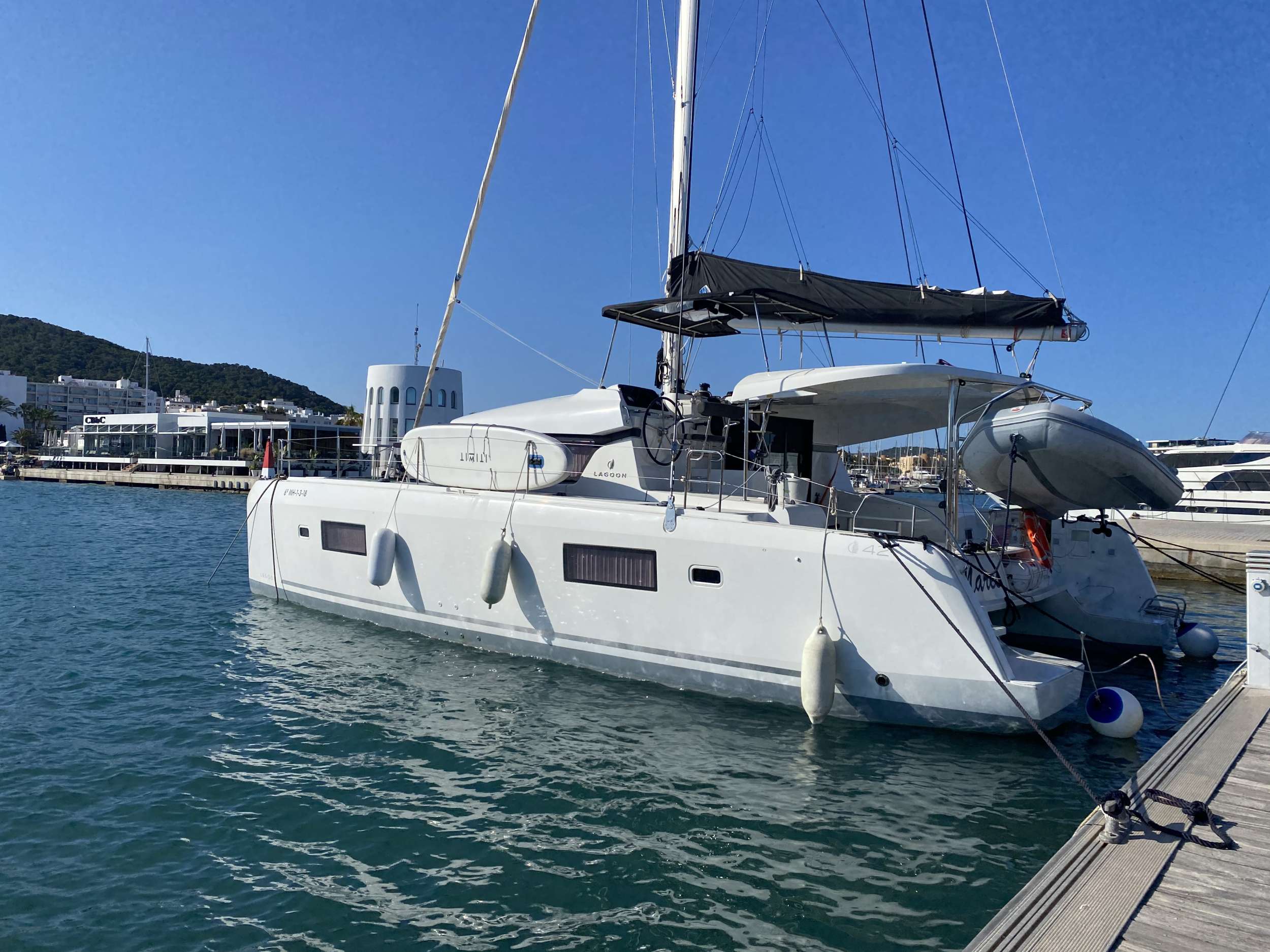 Crewed Catamaran MARES - Lagoon 42 - 4 Cabins - Ibiza - Balearic ...