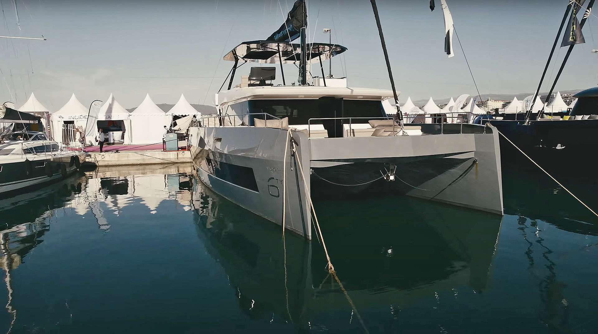 Crewed Catamaran SEABARIT LX - Moon Yacht 60 - 5 Cabins - Athens ...