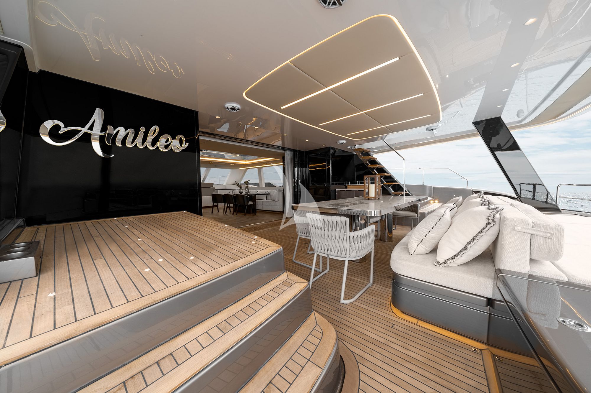 Luxury Crewed Catamaran AMILEO - Sunreef 70 - 4 Cabins - Split - Hvar ...