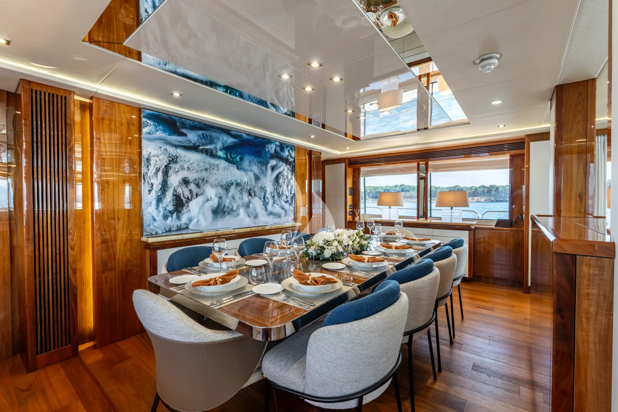 Luxury Crewed Motor Yacht ANYA - Sunseeker Yacht 40m - 5 Cabins ...