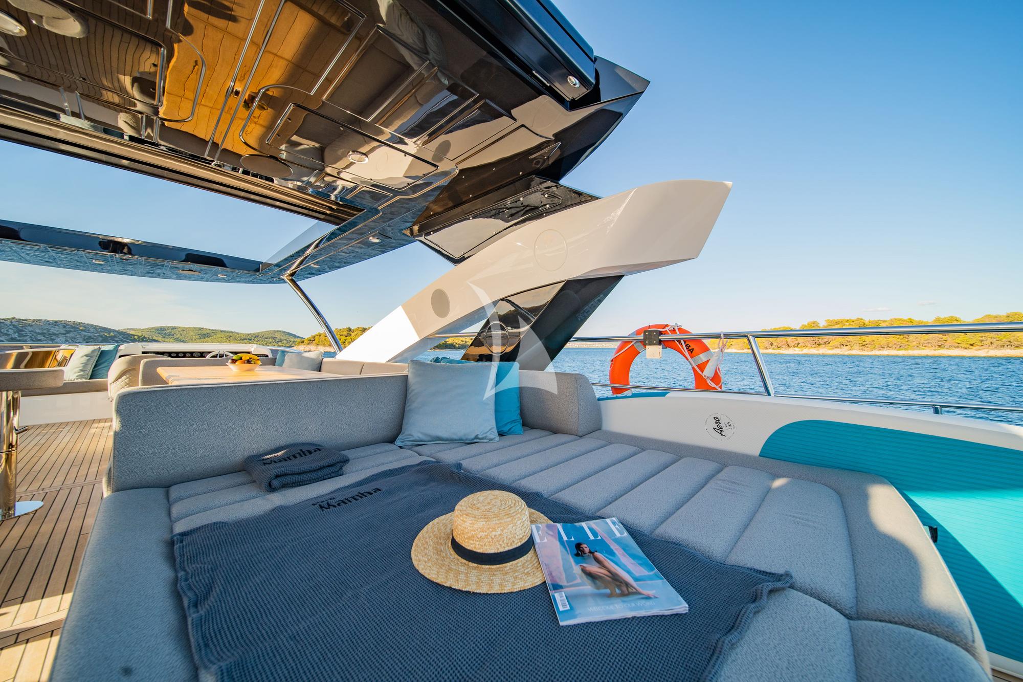 Crewed Motor Yacht BLACK MAMBA - Sunseeker 86 Yacht - 4 Cabins ...