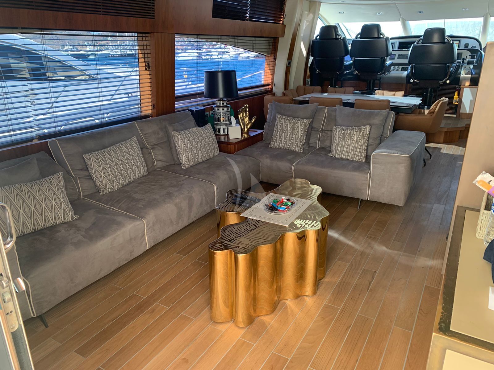 Crewed Motor Yacht BLADE 6 - Sunseeker Predator 92 - 4 Cabins - Athens ...