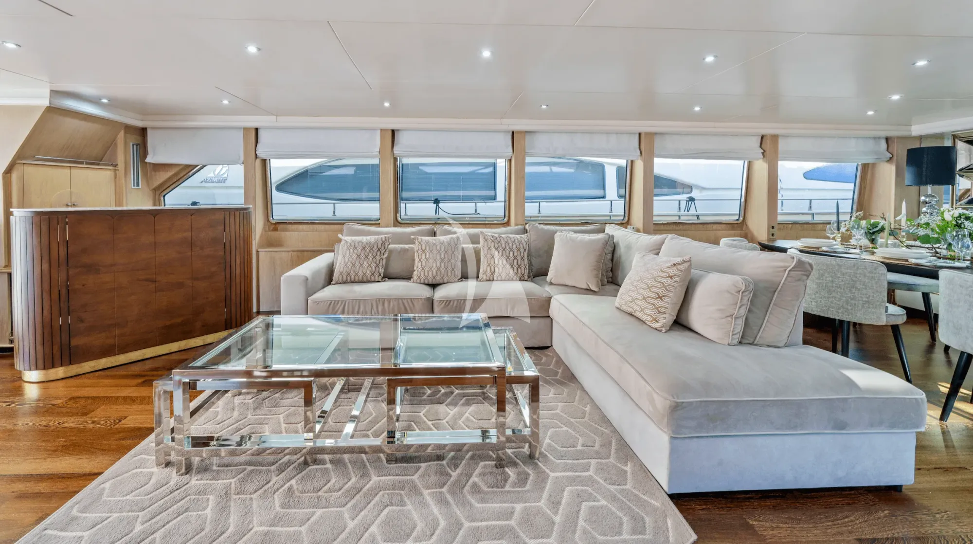 Luxury Crewed Motor Yacht FAITH - Tecnomar 32m - 4 Cabins - Cannes - St ...
