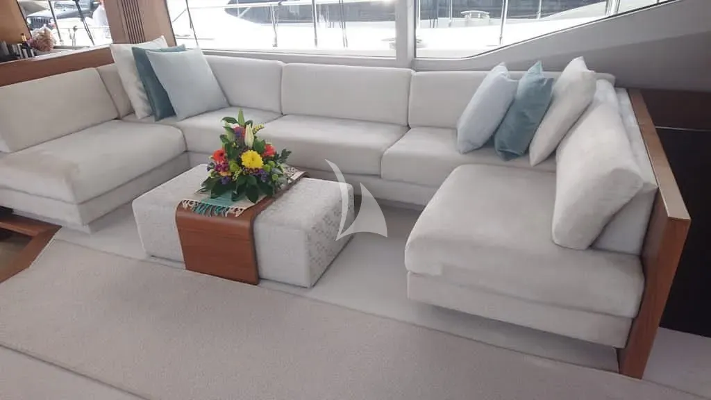 Luxury Crewed Motor Yacht FREE SOUL - Princess 68 - 4 Cabins - Palma ...