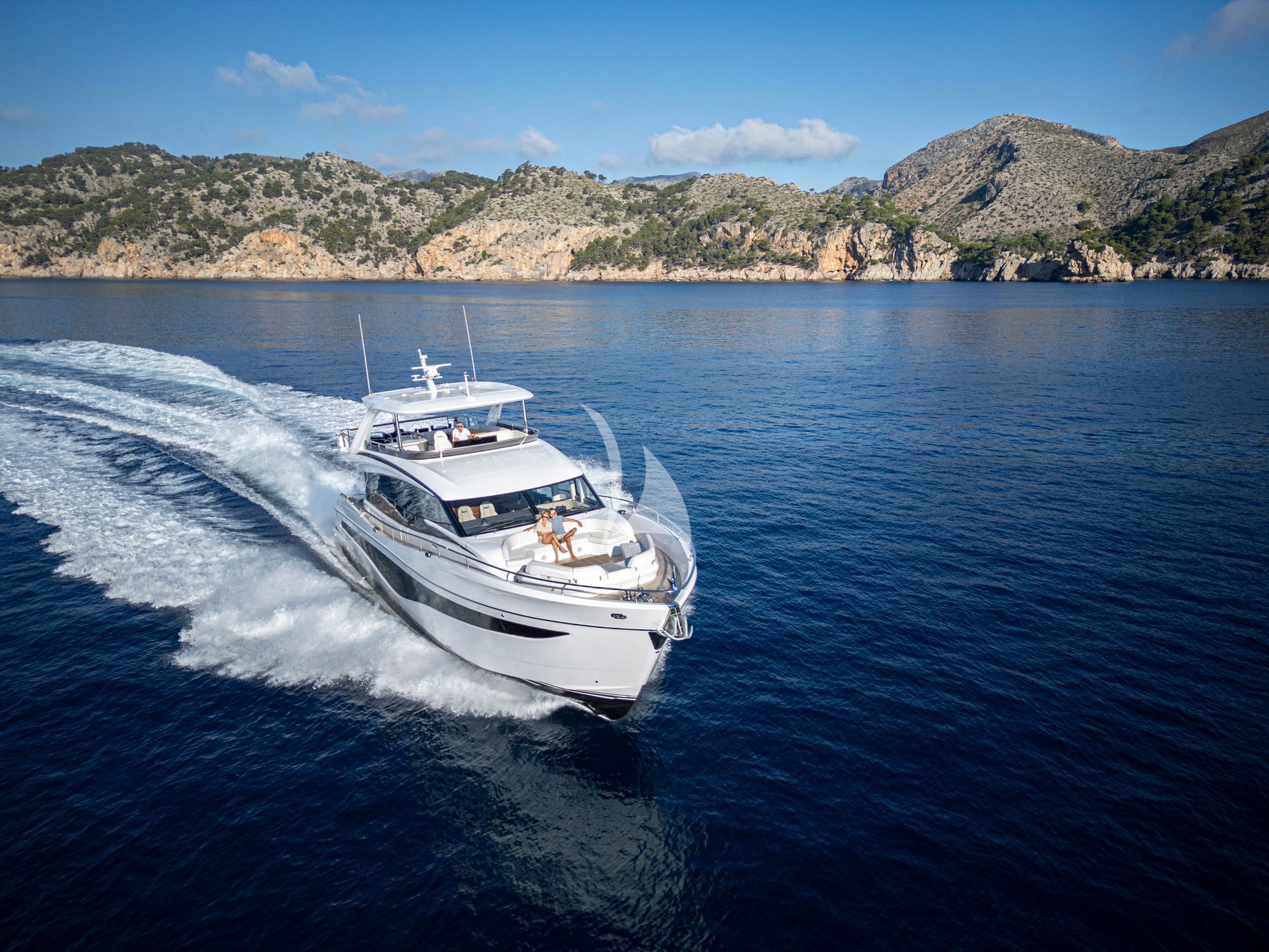 Crewed Motor Yacht LUMI - Princess Y80 - 4 Cabins - Palma - Mallorca ...