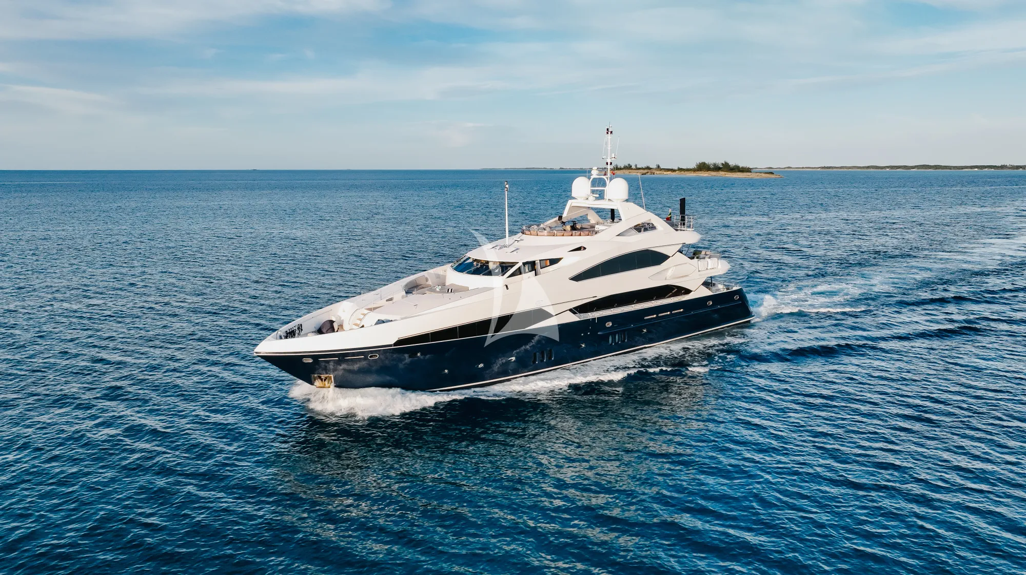 Luxury Crewed Motor Yacht MERCY - Sunseeker 121 Yacht - 6 Cabins ...