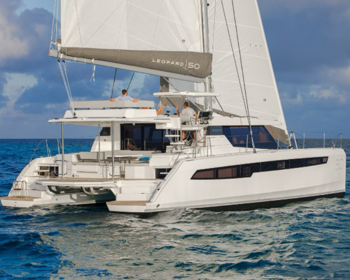 Crewed Catamaran NEVER GIVE UP - Leopard 50 - 4 Cabins - Cannes - Nice ...