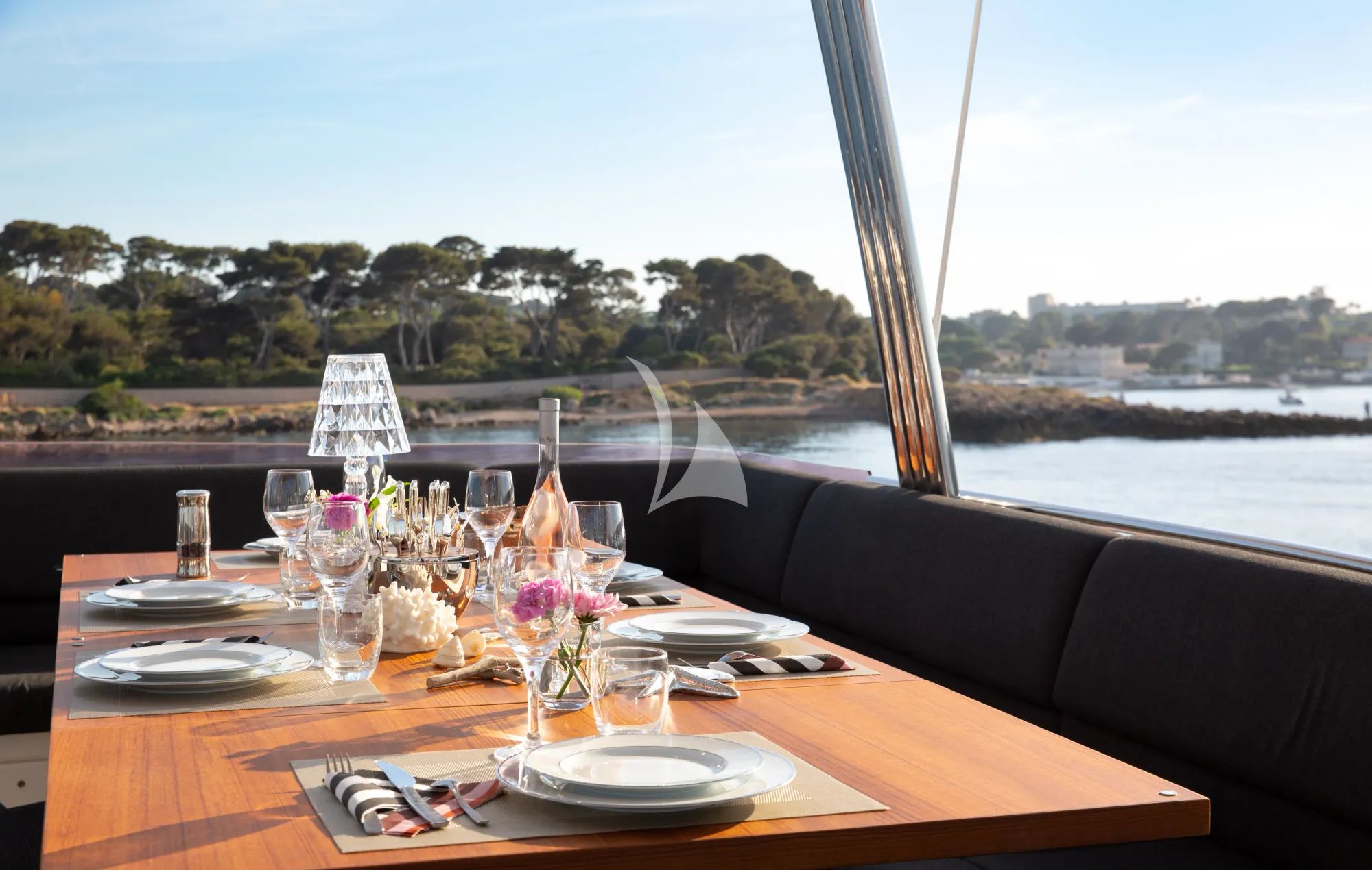 Luxury Crewed Motor Yacht OBSESSIO - Princess 72 - 4 Cabins - Antibes ...