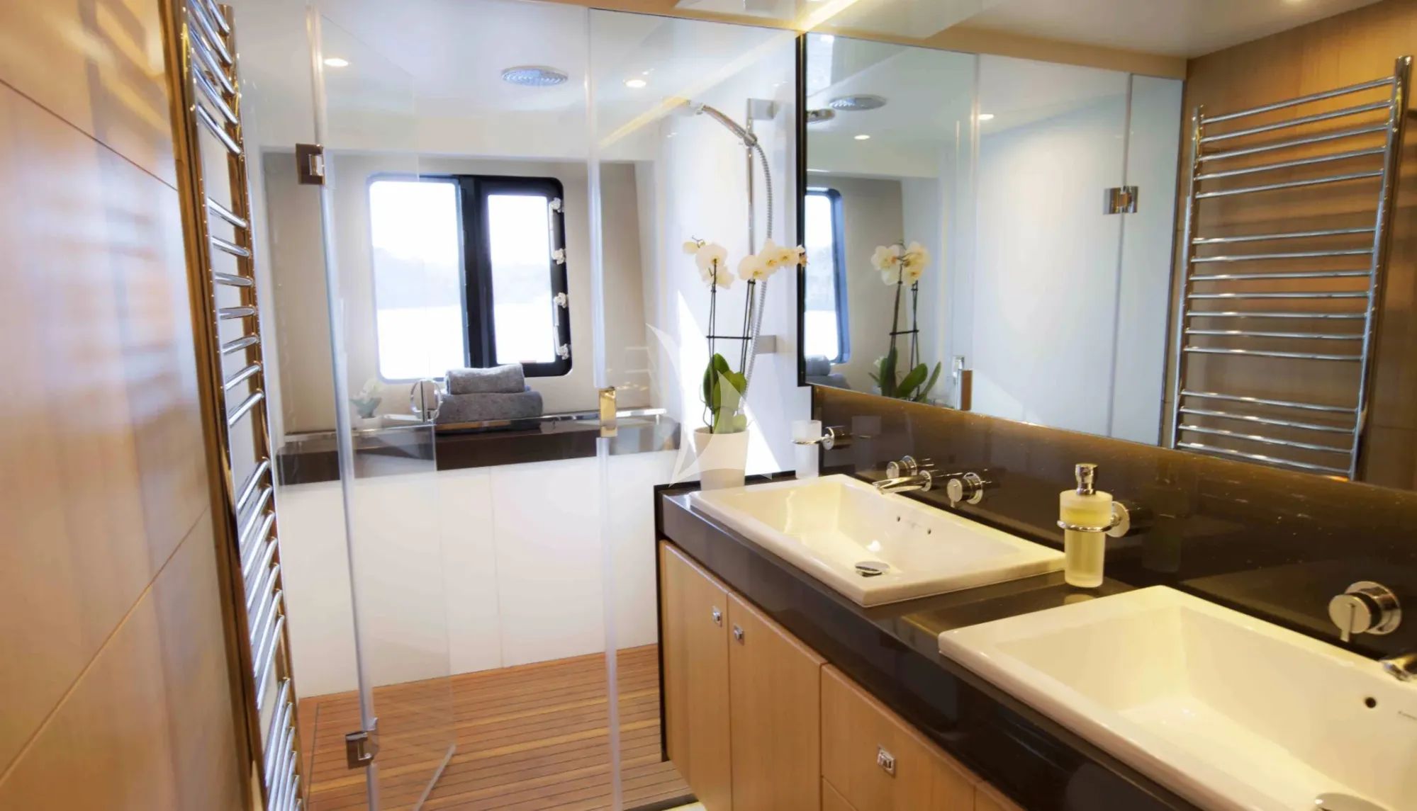 Luxury Crewed Motor Yacht OBSESSIO - Princess 72 - 4 Cabins - Antibes ...