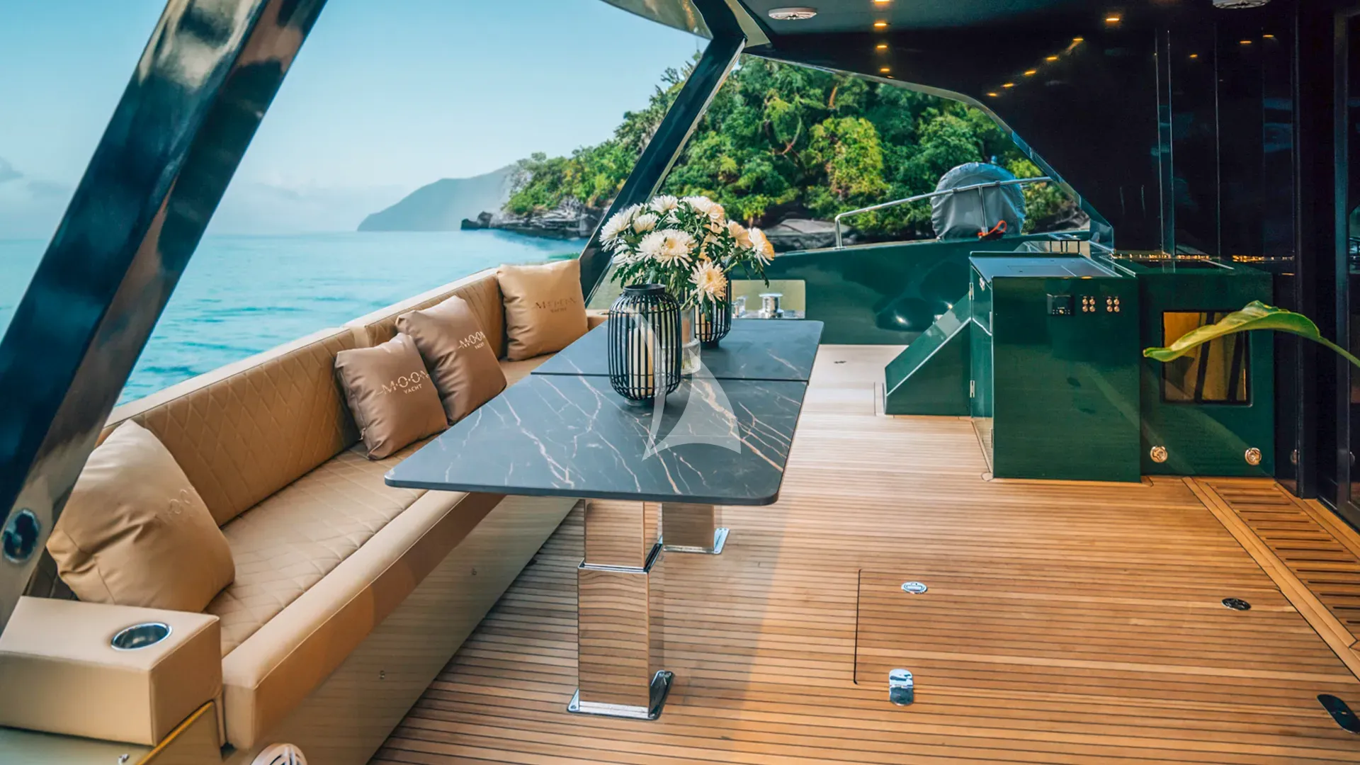 Crewed Power Catamaran OVER THE MOON - Moon 60 Power - 4 Cabins - Split ...