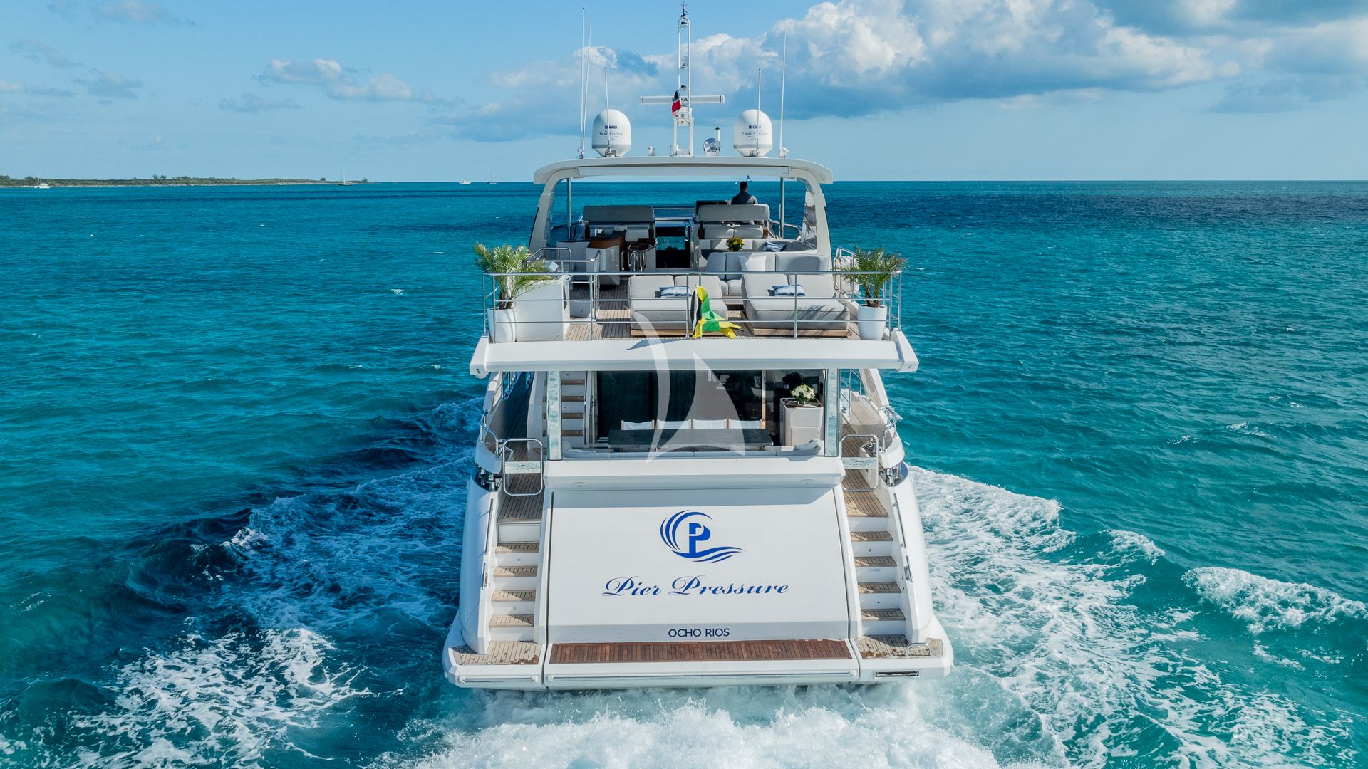 Crewed Motor Yacht PIER PRESSURE - Azimut Grande 27 - 5 Cabins - Nassau ...
