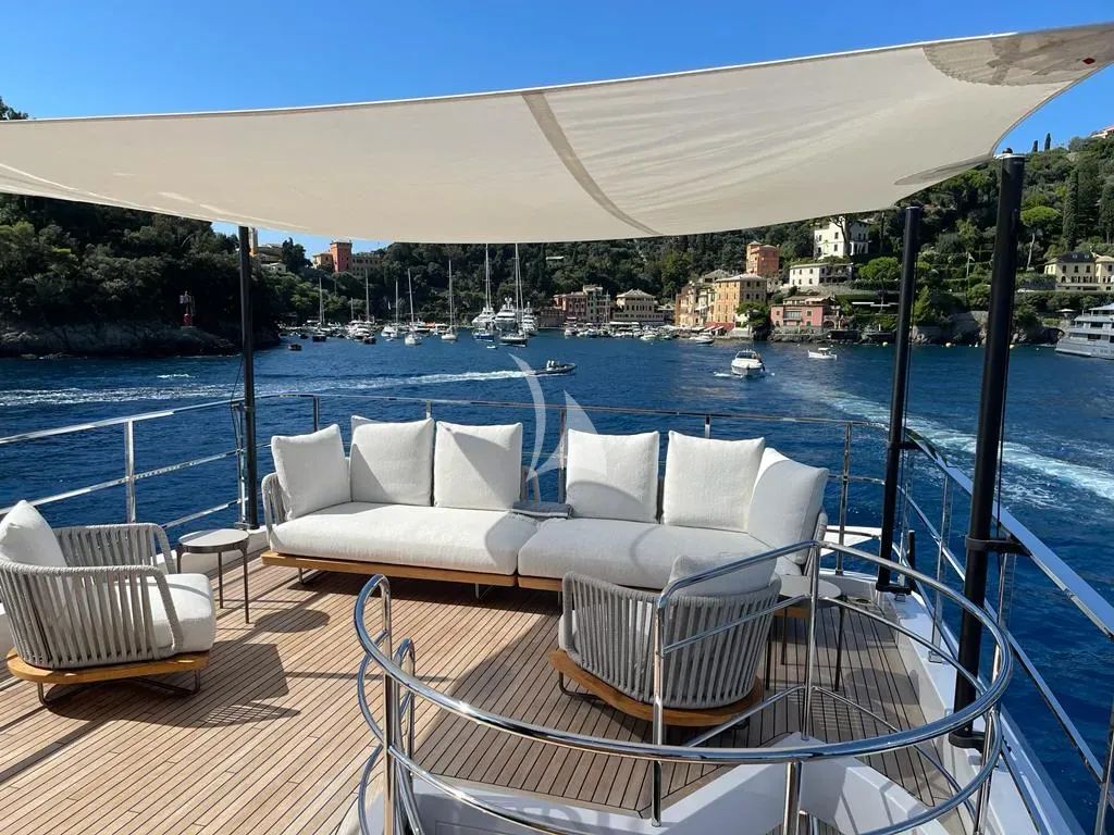 Luxury Crewed Motor Yacht RARE GEM - Custom Line 28m - Cannes - Nice ...