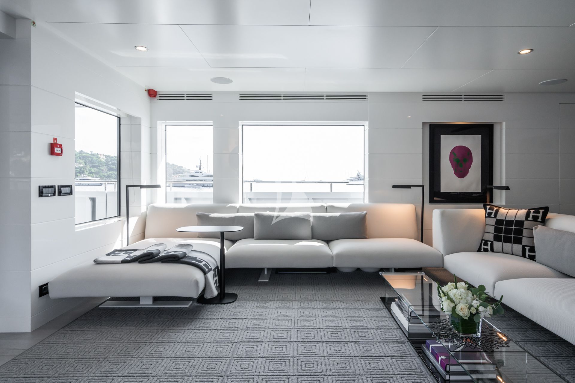 Luxury Crewed Motor Yacht S7 - Tansu Mothership Series - 5 Cabins ...