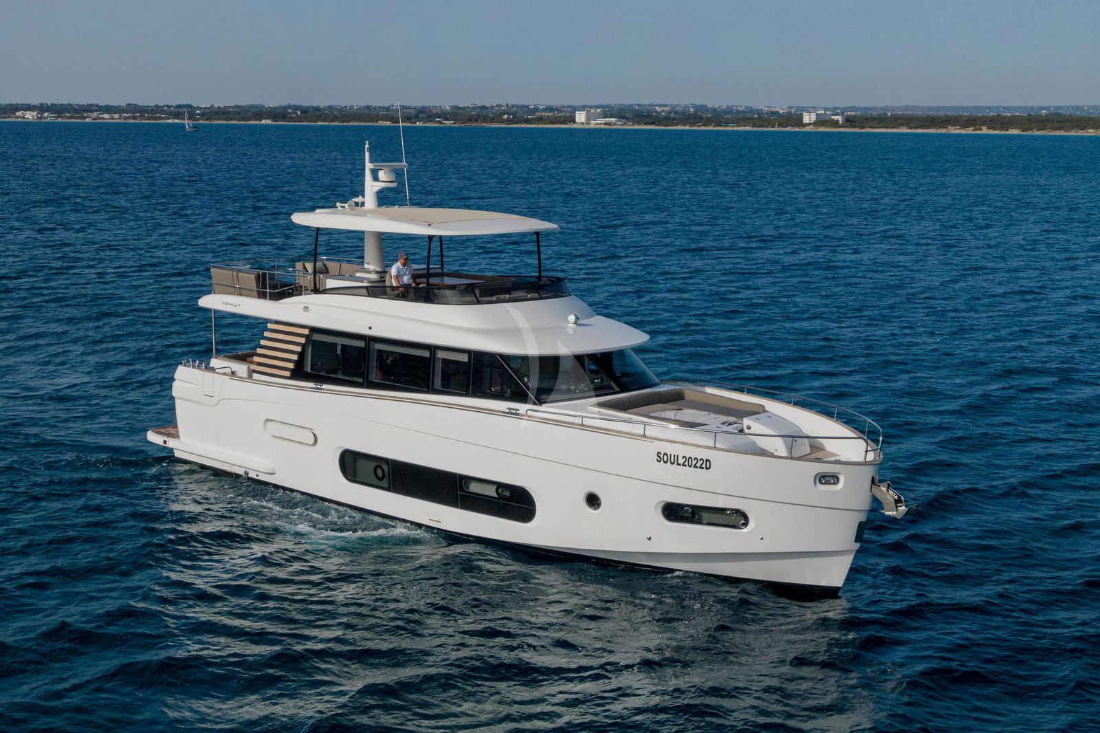 A video tour of a charter yacht from Camogli to Portofino, Italian Riviera