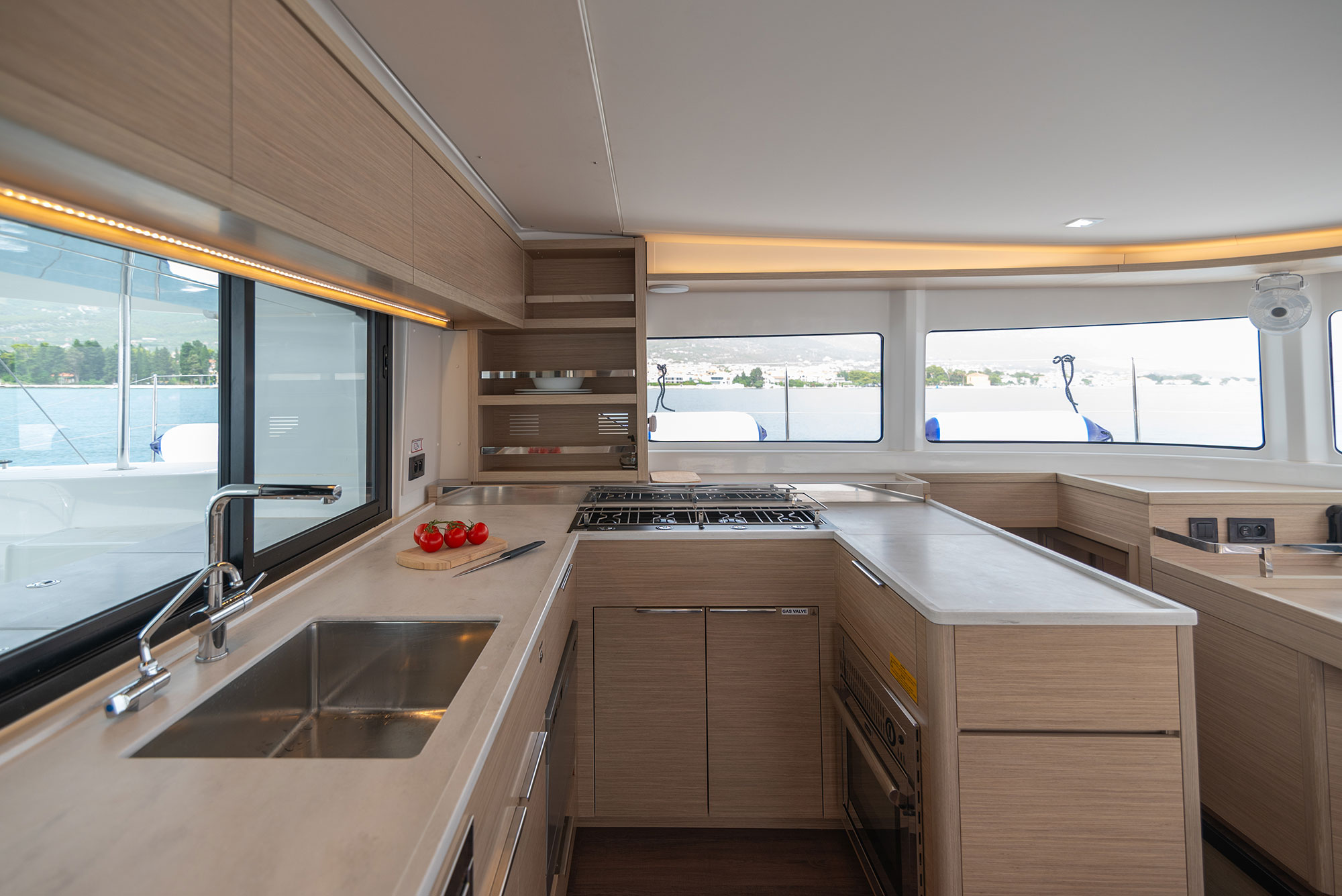 Bareboat Catamaran SUMMER MAGIC - Lagoon 46F - 4 Cabins - Split ...