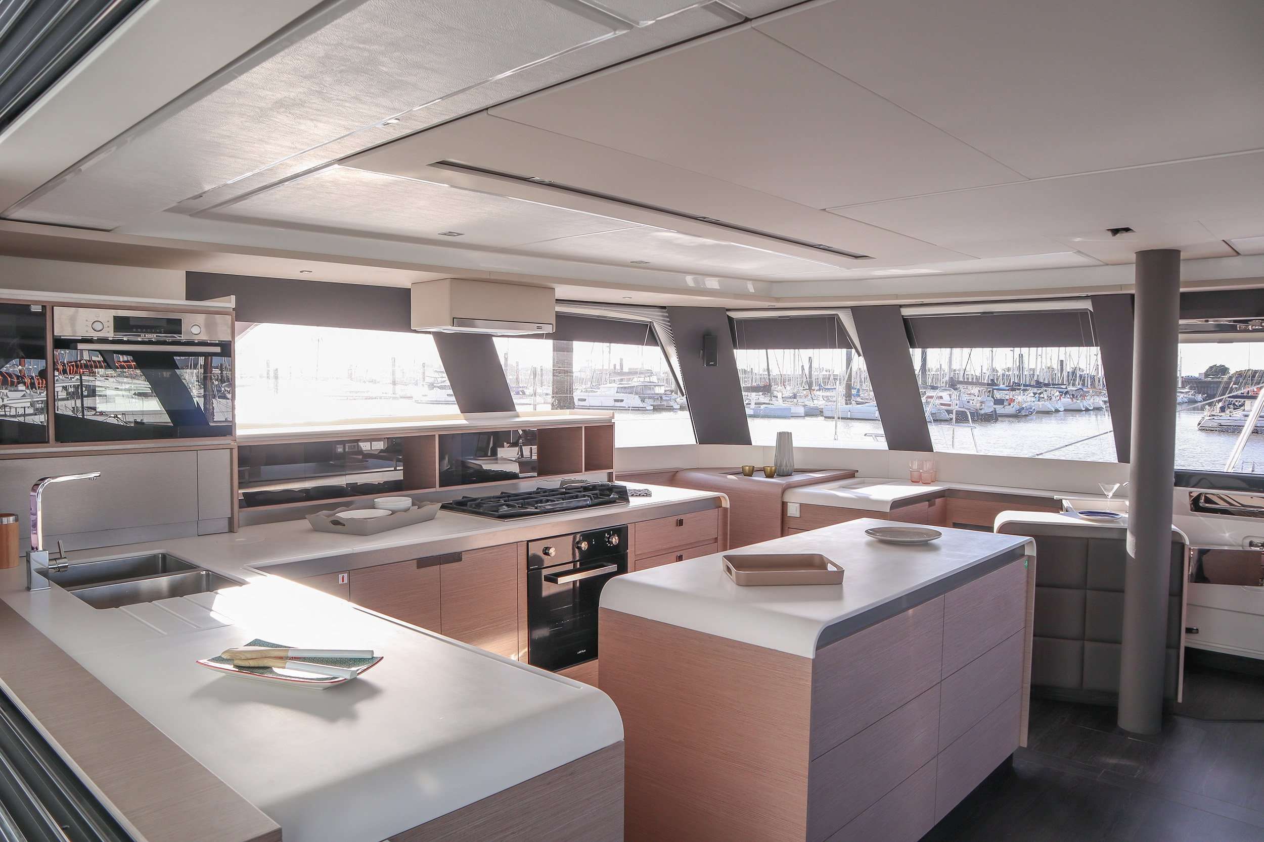 Crewed Catamaran ARGO - Fountaine Pajot Samana 59 - 5 Cabins - Tahiti ...