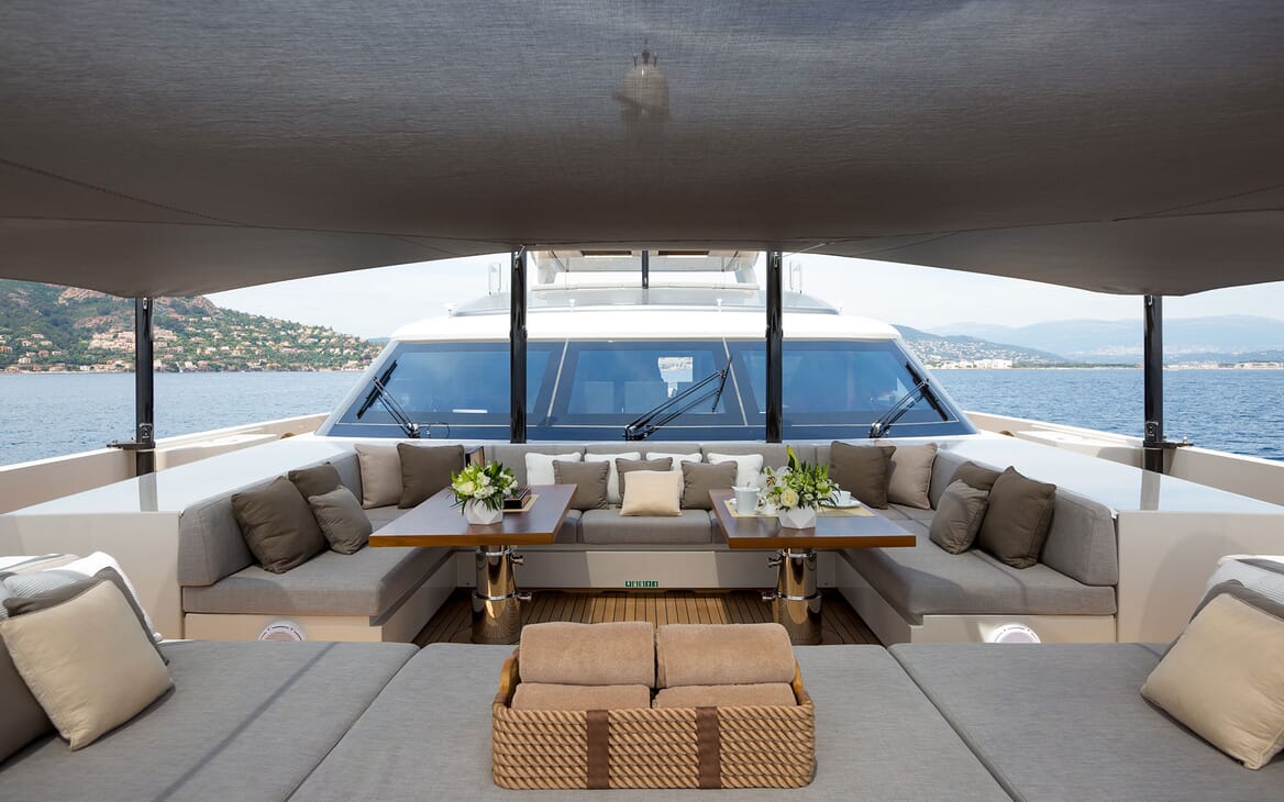 Luxury Crewed Motor Yacht VERTIGE - Tankoa 50m - 6 Cabins - Croatia ...