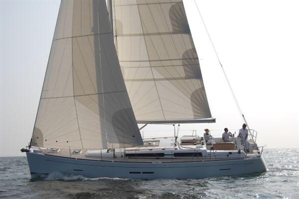 Bareboat Sailing Yacht Dufour 445 GL - 4 Cabins - Roma - Capri - Italy ...