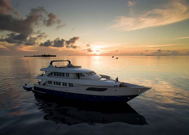 Maldives Yacht Charter Guide | Indian Ocean