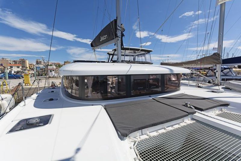 Bareboat Catamaran Lagoon 42 - 2020 - 6 cabins (4 double + 2 forepeak ...