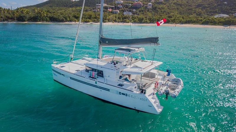 Lagoon 450 Catamaran Review and Specifications
