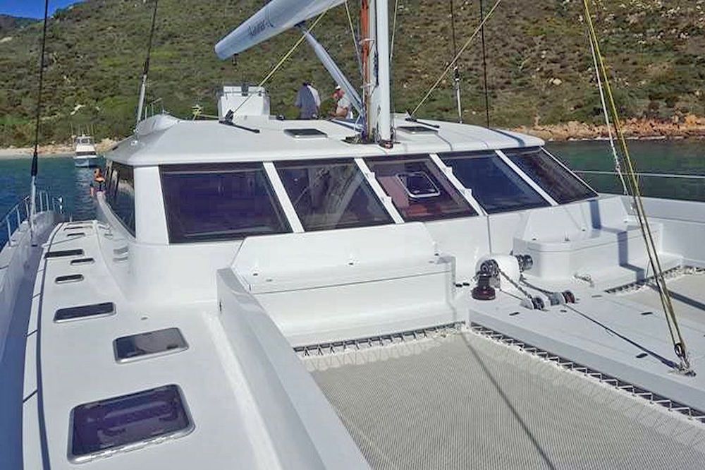Luxury Crewed Catamaran SKIMMER - Two Oceans 78 - 4 Cabins - Tortola ...