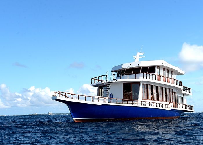 Maldives Yacht Charter Guide | Indian Ocean