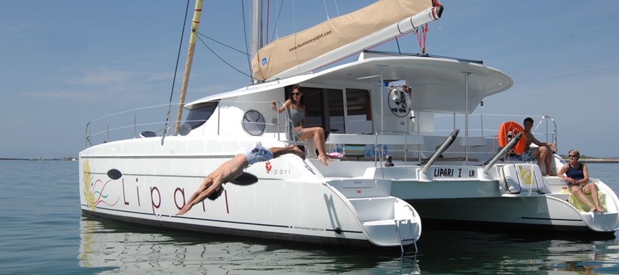 Bareboat Catamaran CHRYSOMALLOS Photos and Images - Boatbookings