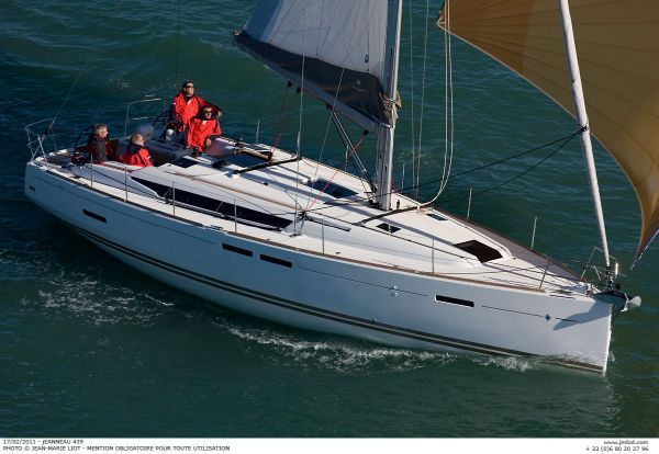 Bareboat Sailing Yacht Rascal Photos and Images - Boatbookings